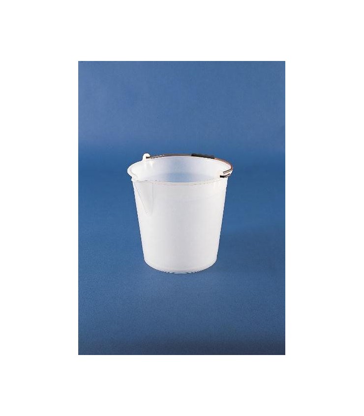 BUCKET WITH SPOUT LDPE